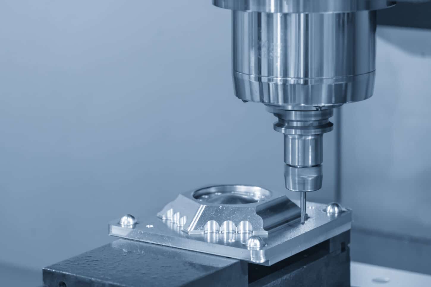 CNC Frezen 2 - Roosen Industries